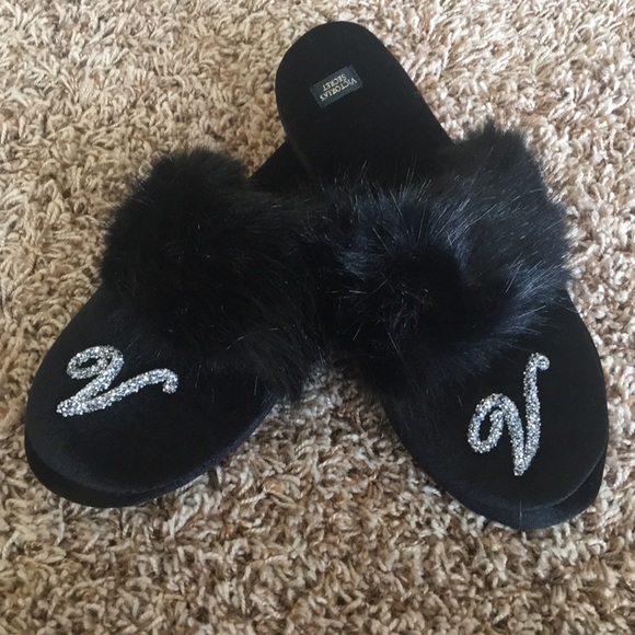 Victoria's Secret | Shoes | Victorias Secret Black Fur Bling V Slipper ...